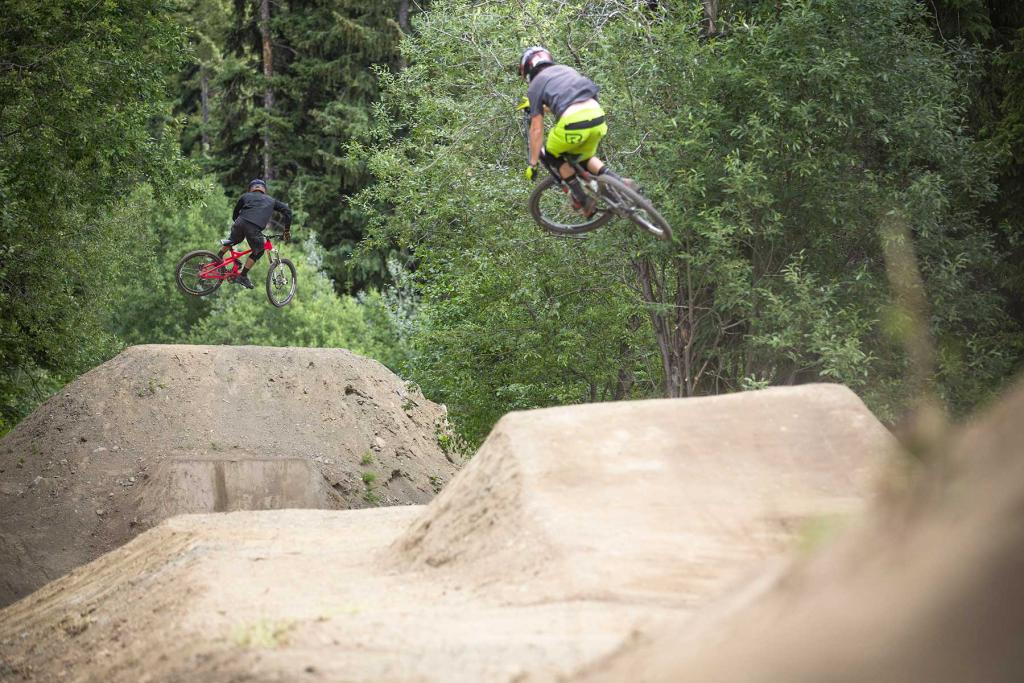 Understanding Bike Park Signage | Sun Peaks Resort