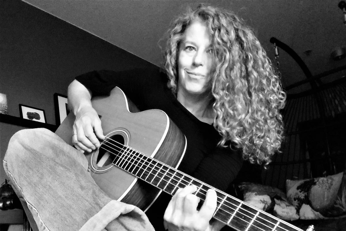 Live Music: Jana Seale | Sun Peaks Resort