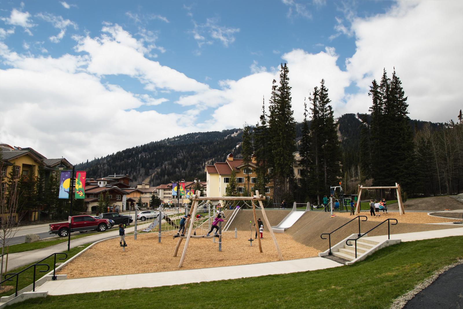 Community Playgrounds & Outdoor Games Areas | Sun Peaks Resort