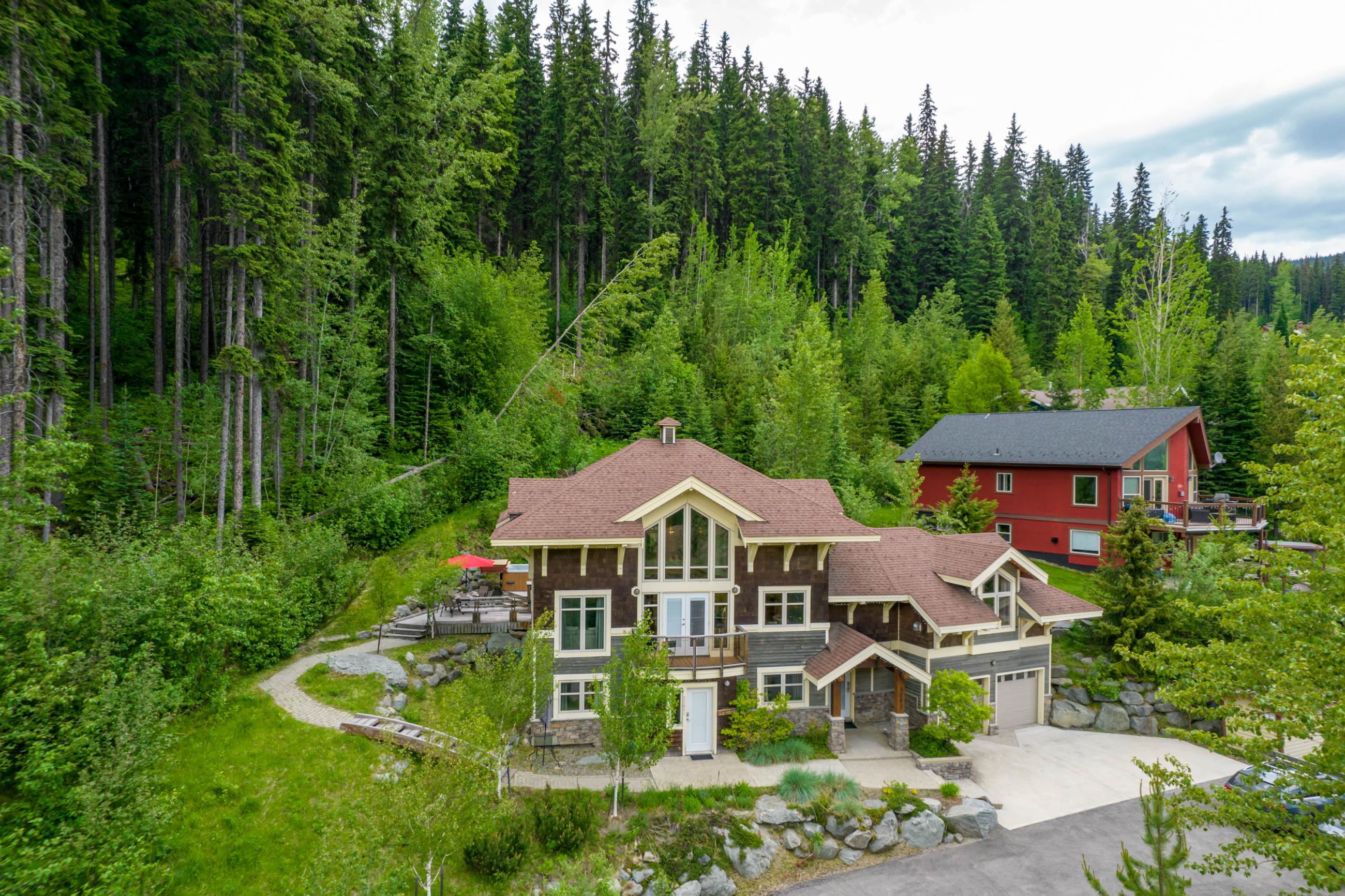Silver Stag Chalet | Sun Peaks Resort